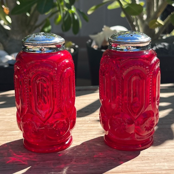 Dining | Vintage L E Smith Moon And Stars Salt And Pepper Shakers ...